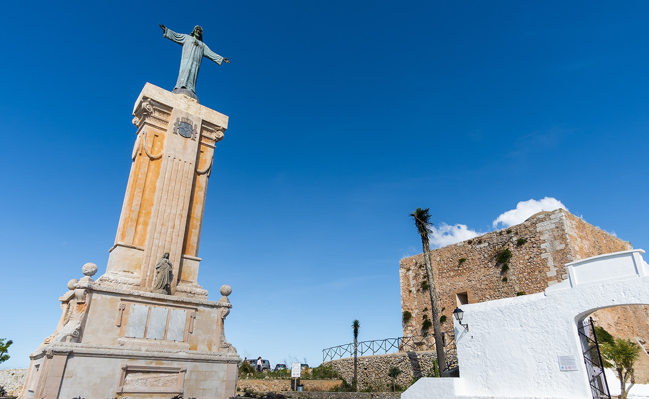 Cosa vedere a Minorca: alla scoperta dell'isola delle Baleari - Veratour